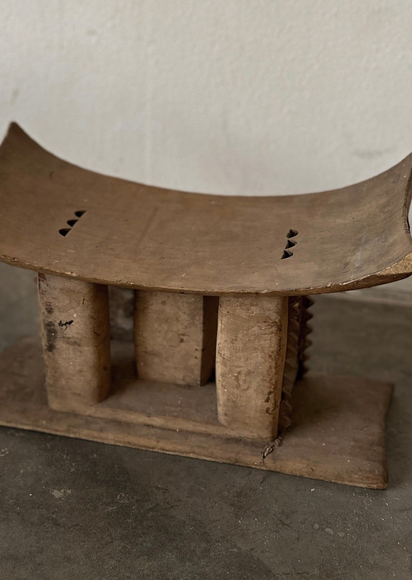Vintage African Ashanti Ceremonial Stool – Lolointeriors