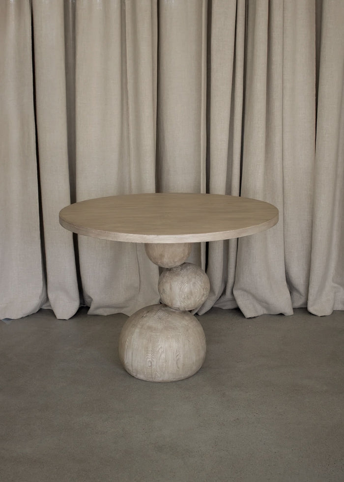 Boulder Table – Lolointeriors