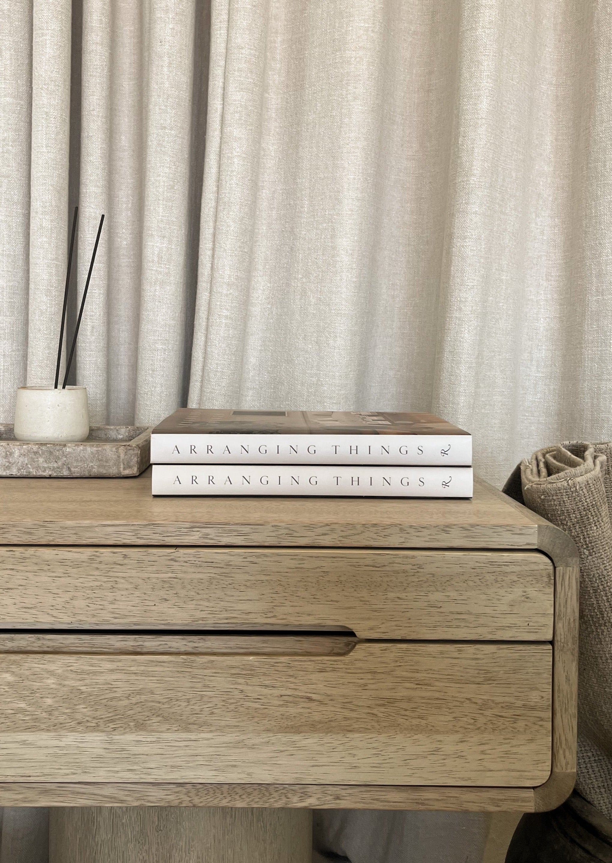 Arranging Things – Lolointeriors
