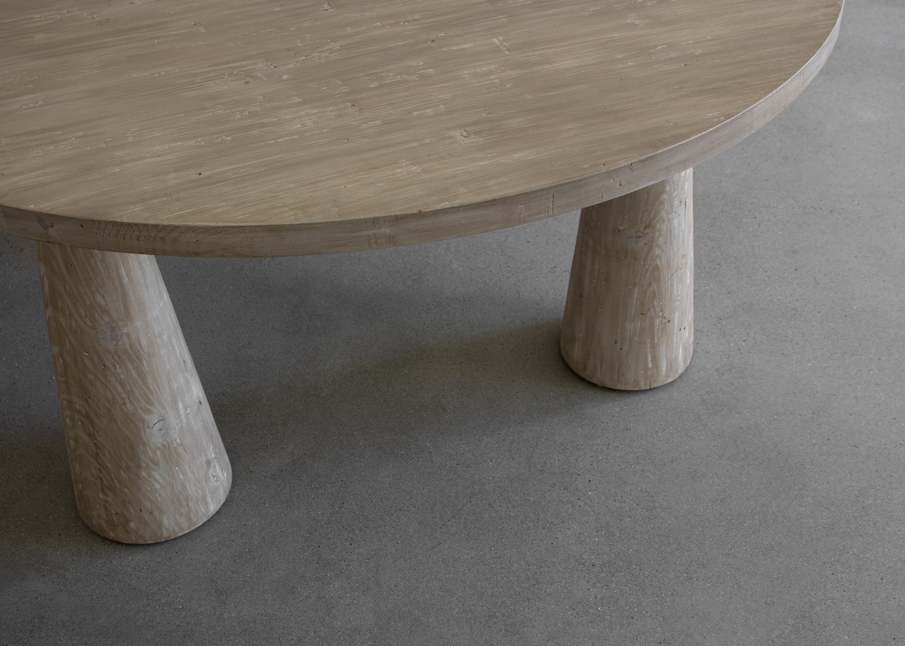 David Table – Lolointeriors