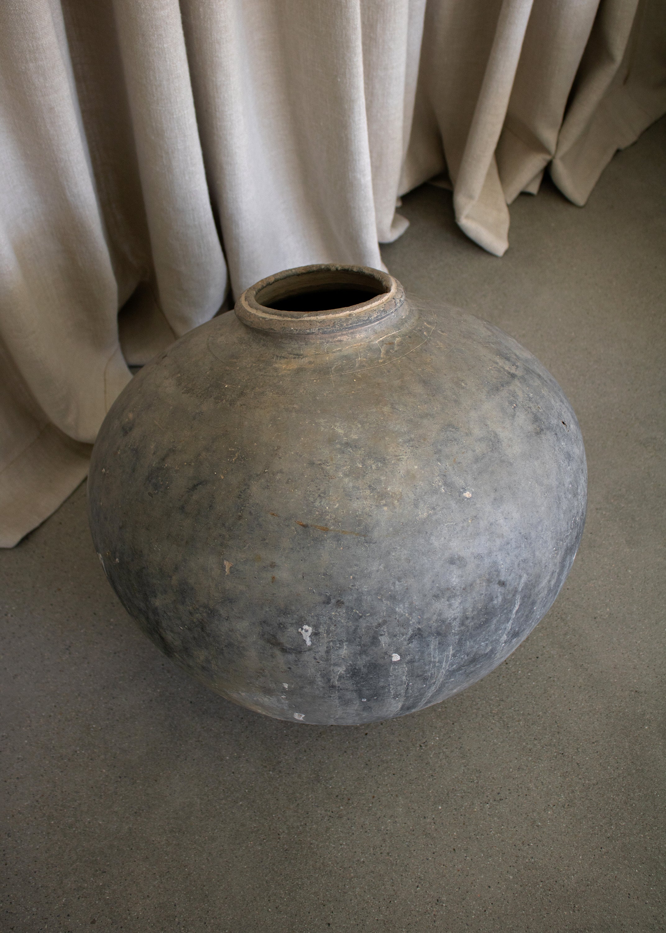 XL Mud Pot – Lolointeriors